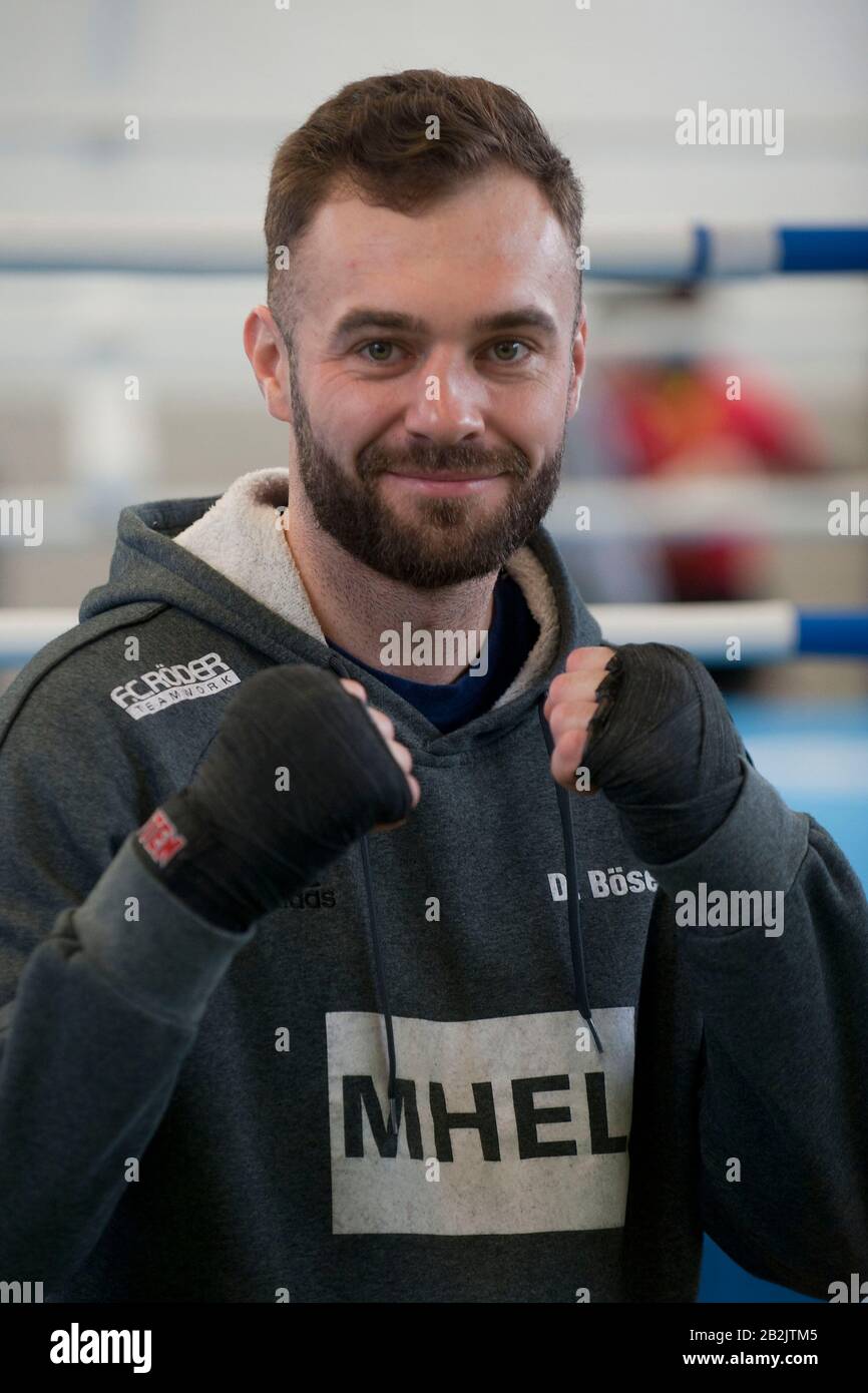Ibo boxweltmeister hi-res stock photography and images - Alamy