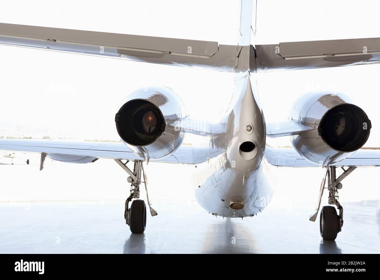 Back view of private airplane Stock Photo - Alamy