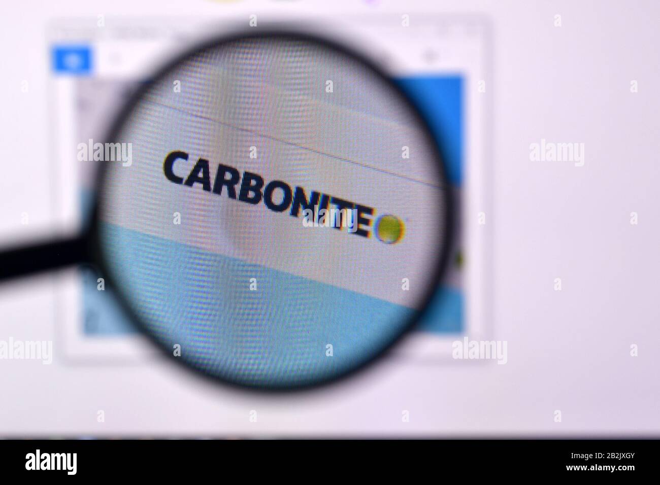 NY, USA - FEBRUARY 29, 2020: Homepage of carbonite website on the ...