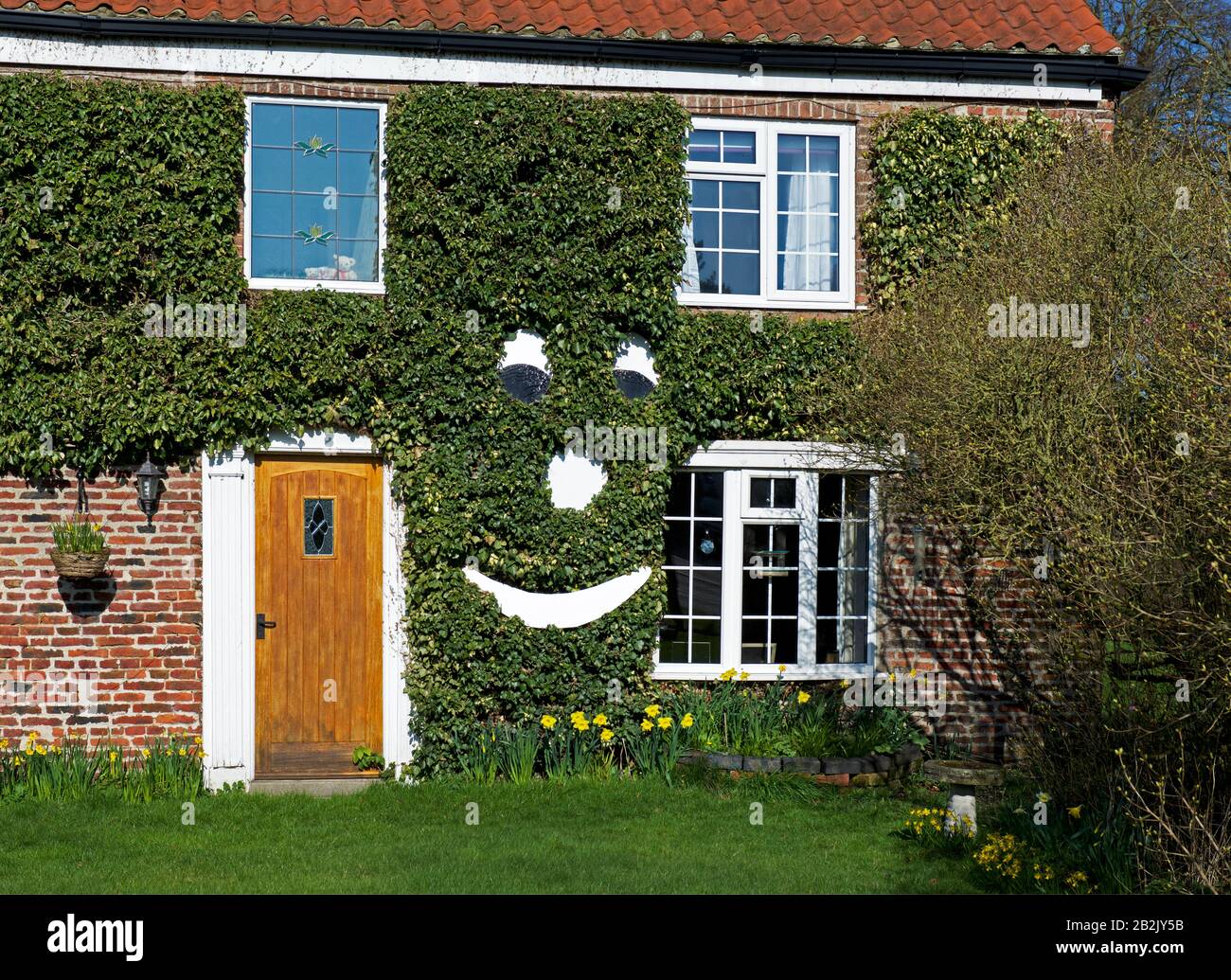 Happy house hi-res stock photography and images - Alamy