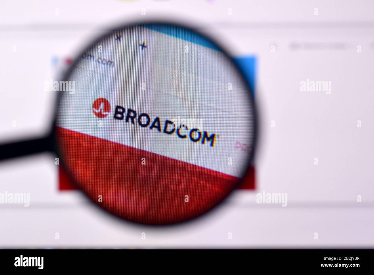 NY, USA - FEBRUARY 29, 2020: Homepage of broadcom website on the ...