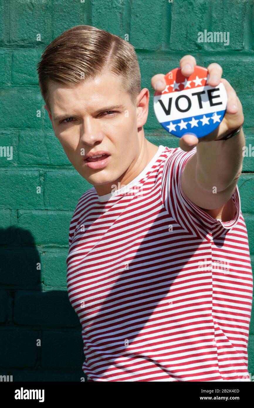 Holding vote hi-res stock photography and images - Alamy