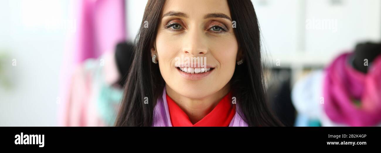 Female designer posing atelier hi-res stock photography and images - Alamy