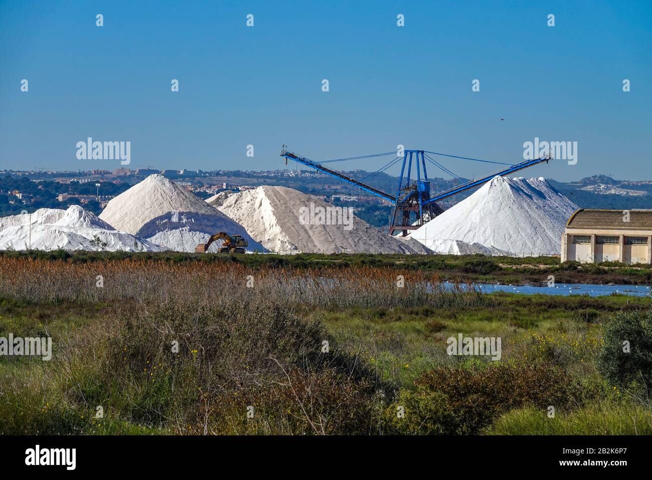 Saturated solution hi-res stock photography and images - Alamy