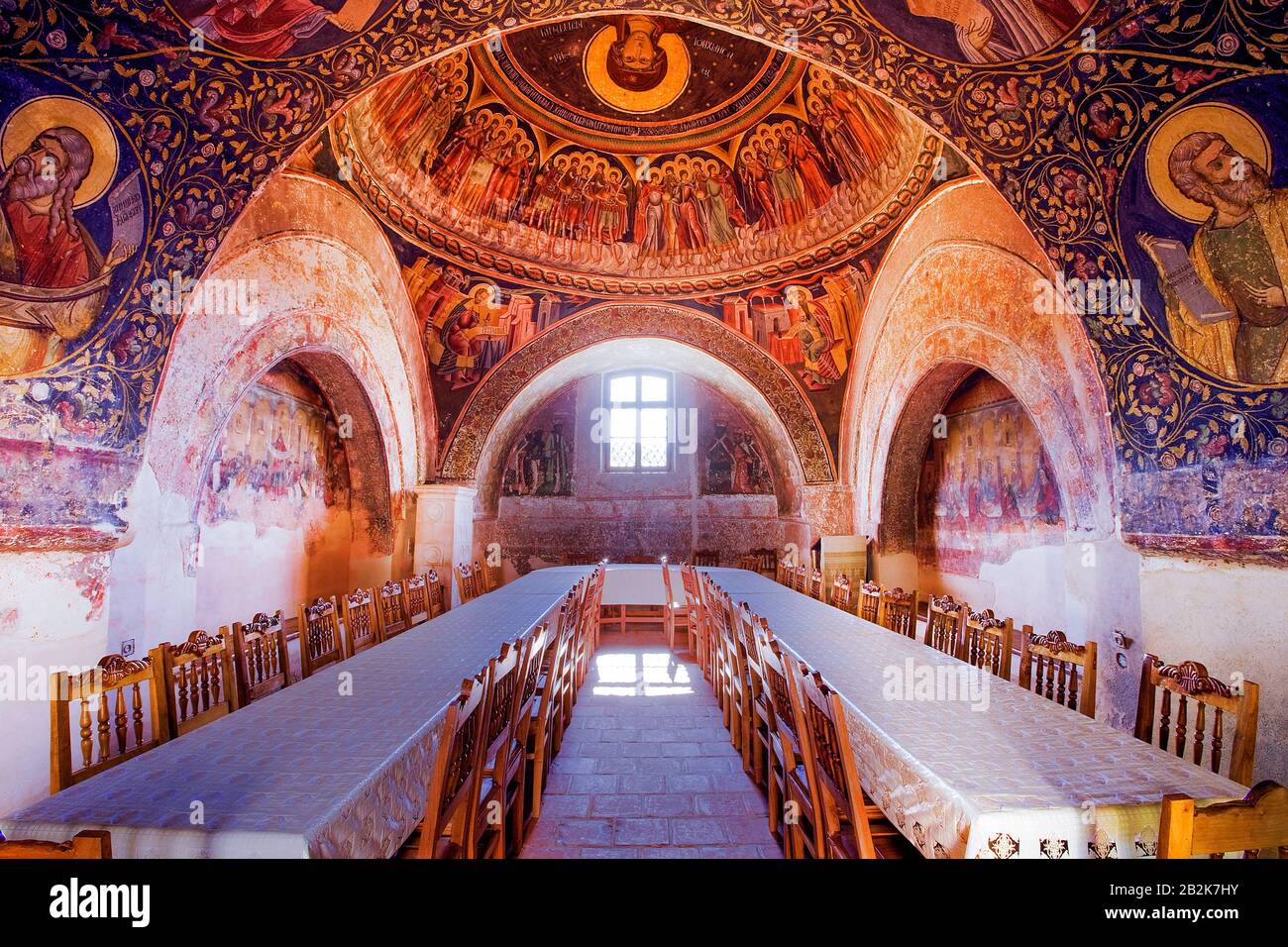 Dining room monastery hi-res stock photography and images - Alamy