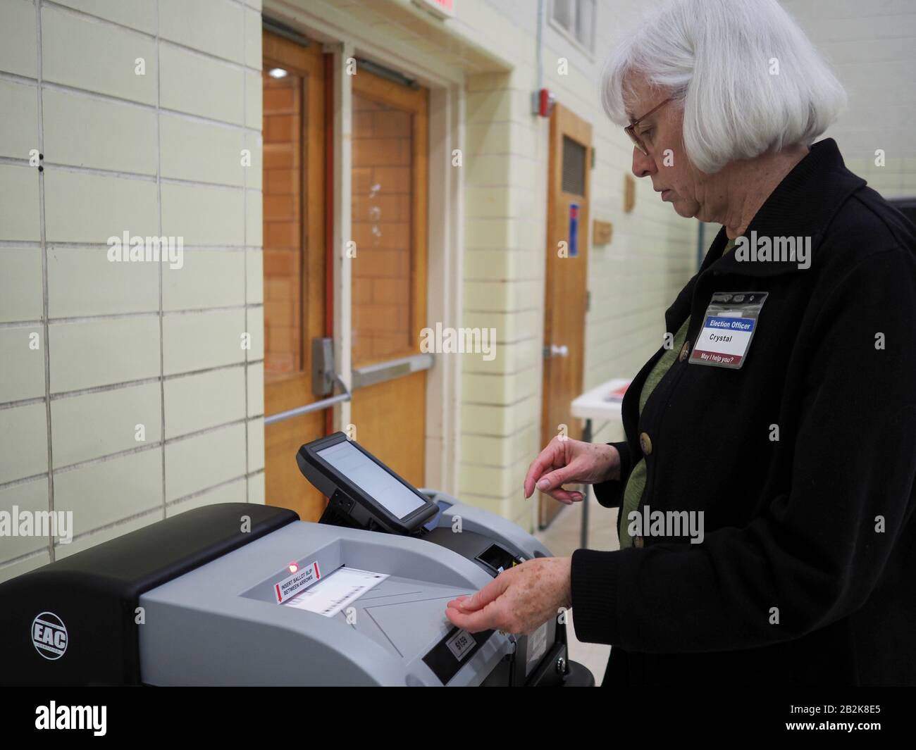 Arlington, Virginia, USA. 3rd Mar, 2020. Arlington, VA election ...