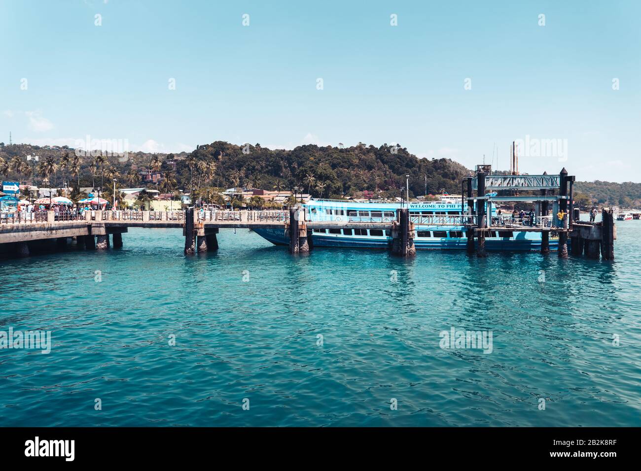 On the boat travel to the islands, clear skies and sea Stock Photo - Alamy