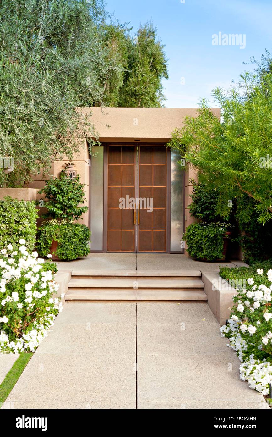 Path leading to double front door Stock Photo - Alamy