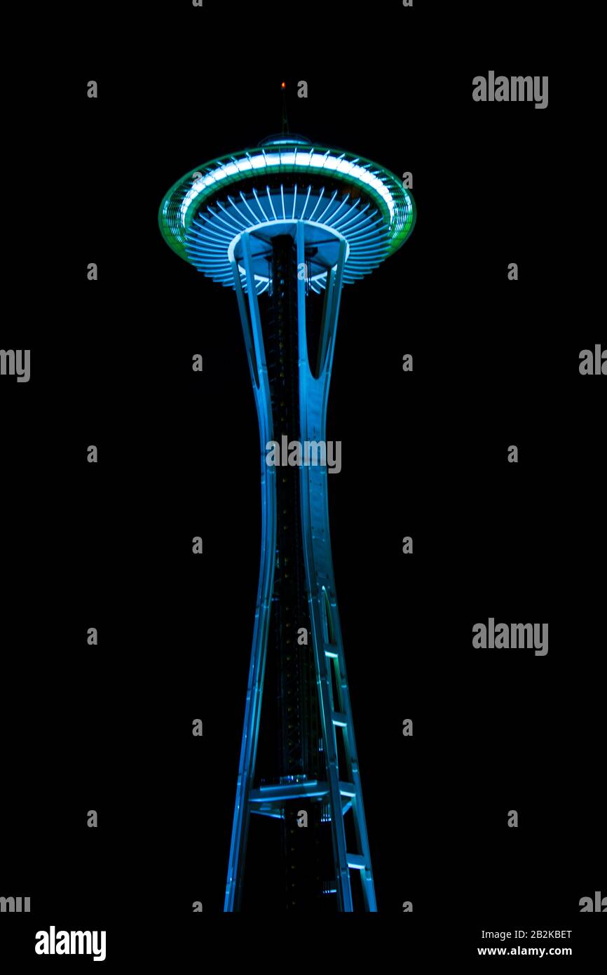 Space Needle at night, Seattle Stock Photo - Alamy