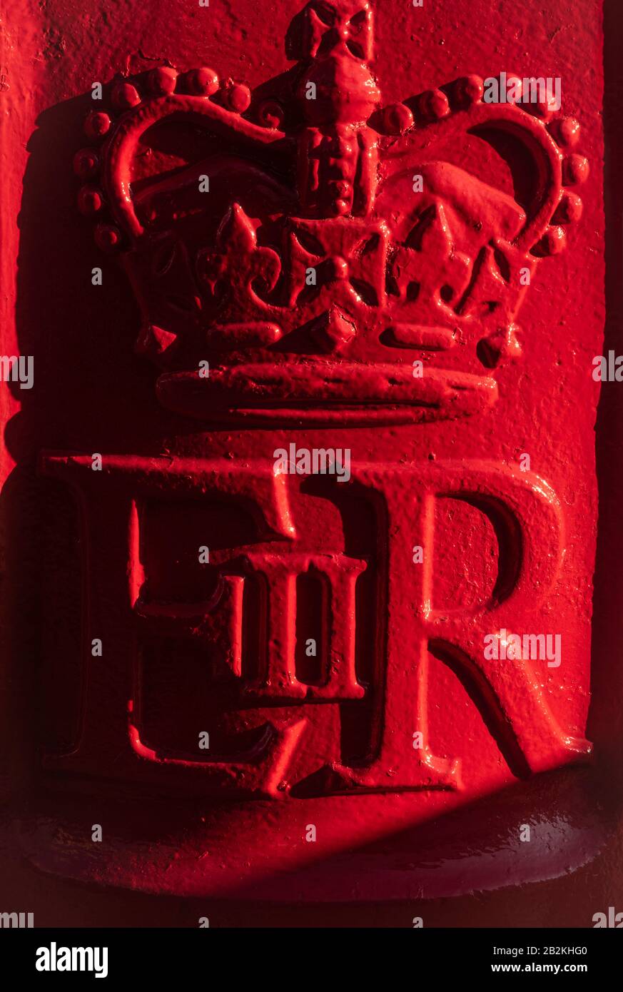 Royal mail crown logo hi-res stock photography and images - Alamy