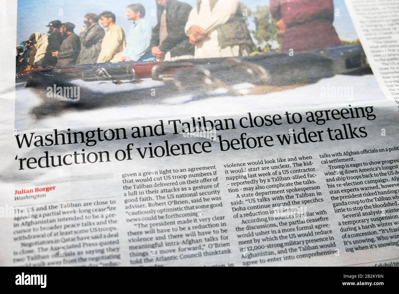 Taliban afghanistan war paper news hi-res stock photography and images ...