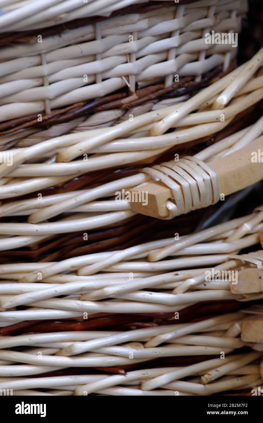 straw basket texture Stock Photo - Alamy