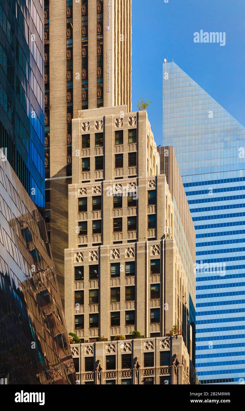 Manhattan architecture hi-res stock photography and images - Alamy