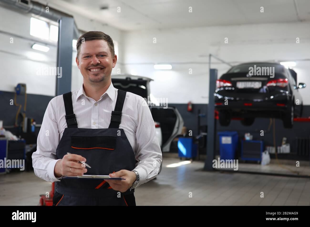 Car diagnostic center service center hi-res stock photography and ...