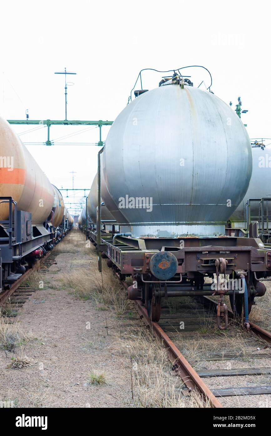 Railway wagons on the railroad Stock Photo - Alamy