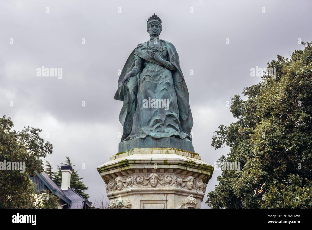 Statue of Maria Christina of Austria in Ondarreta Park in San Sebastian ...