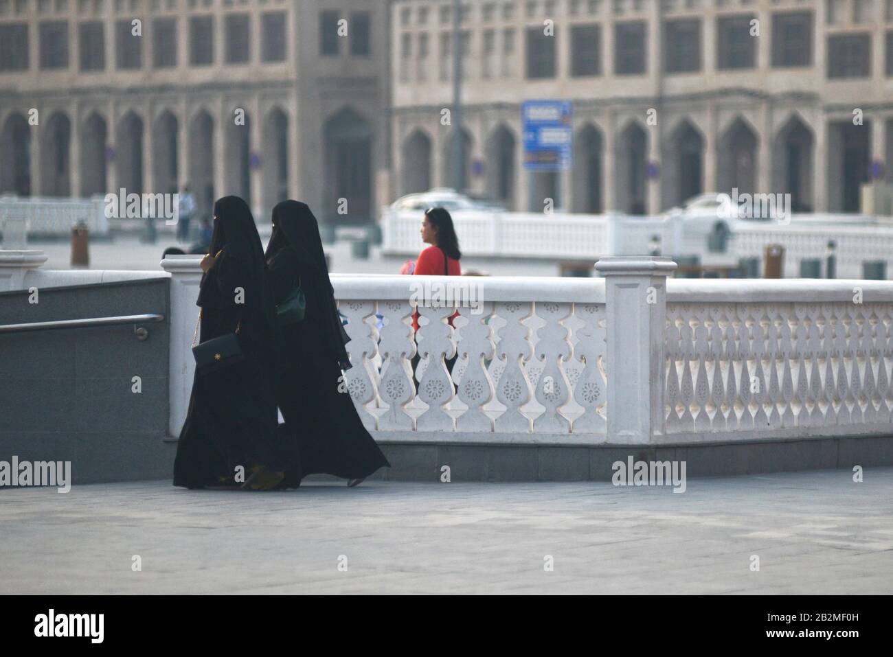 Muslim burka hi-res stock photography and images - Alamy