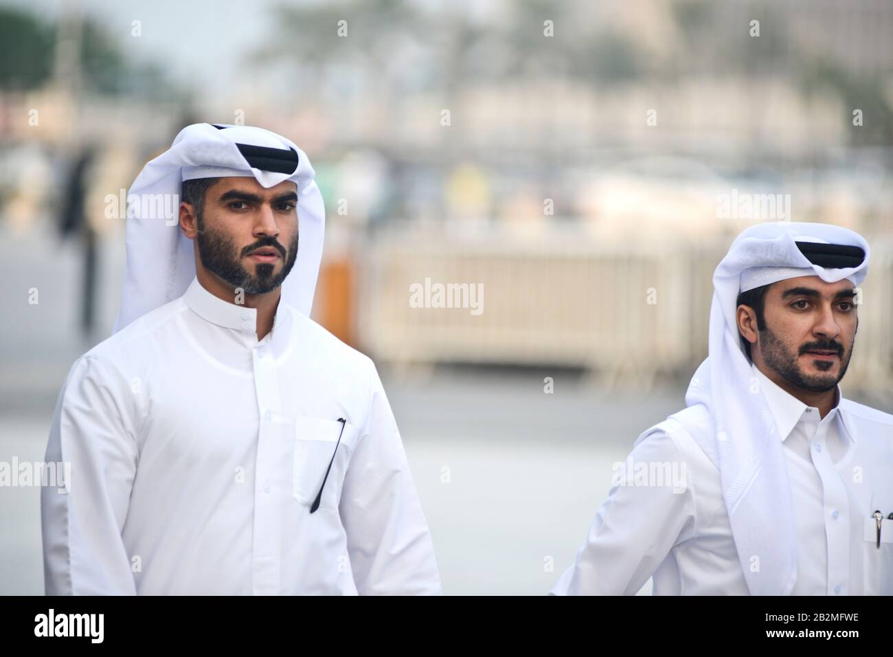 Saudi men hi-res stock photography and images - Alamy