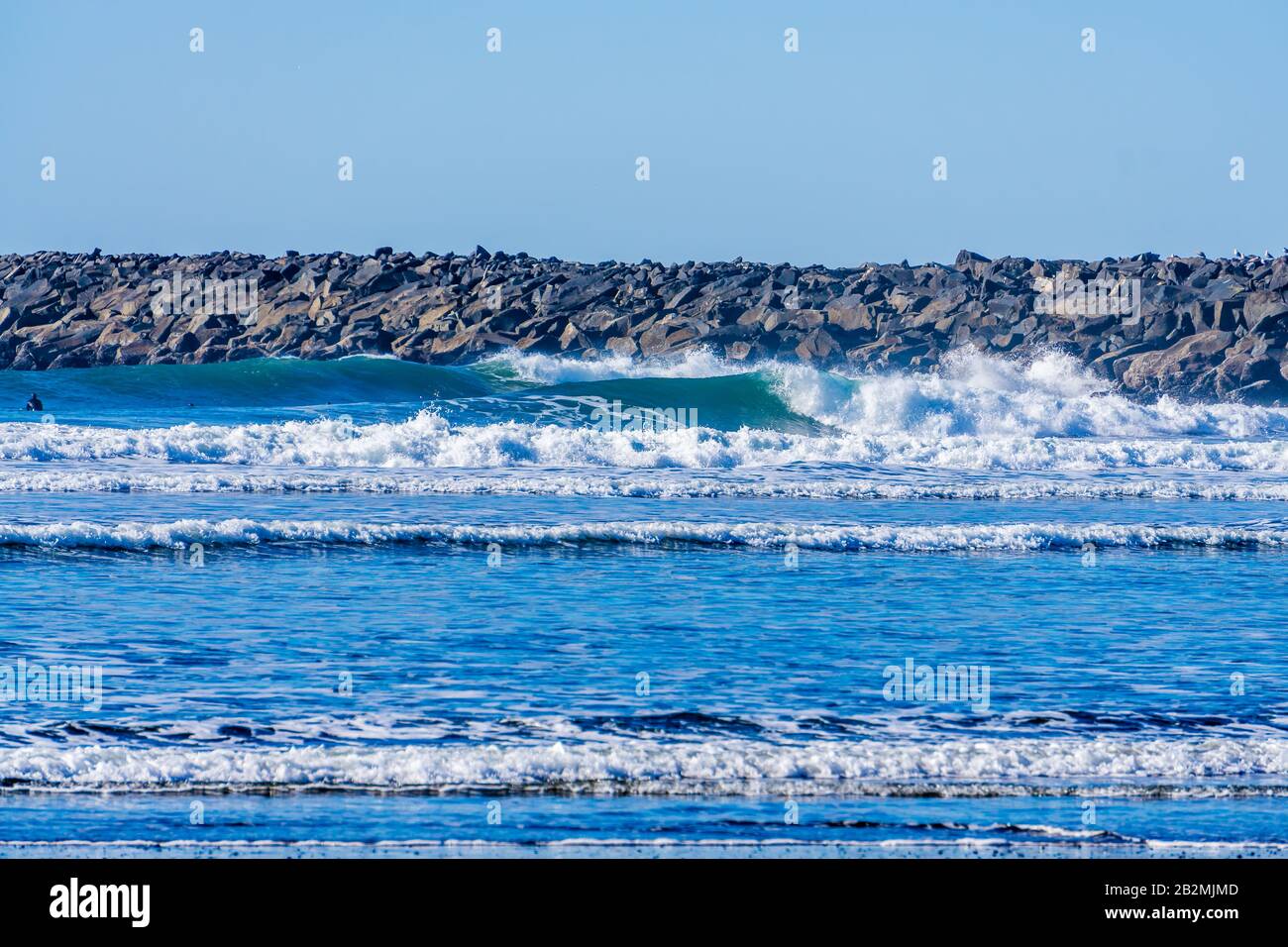 A view of the rock jetty at Westport, Washington Stock Photo - Alamy