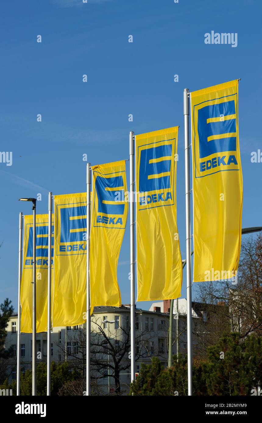 Edeka filiale hi-res stock photography and images - Alamy
