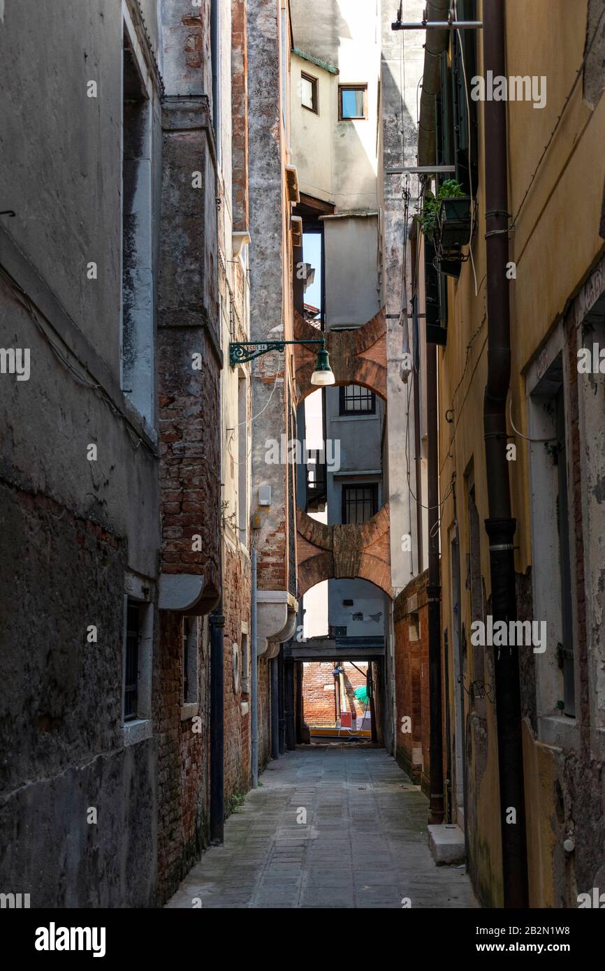 Connecting walkways hi-res stock photography and images - Alamy