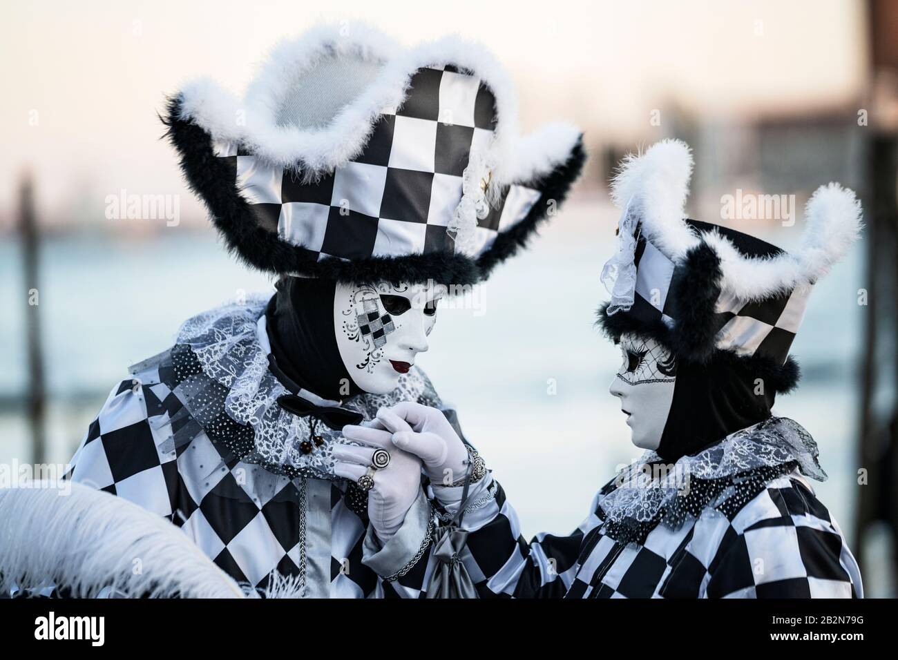 Venice carnaval, black and white mask, Italy Stock Photo - Alamy