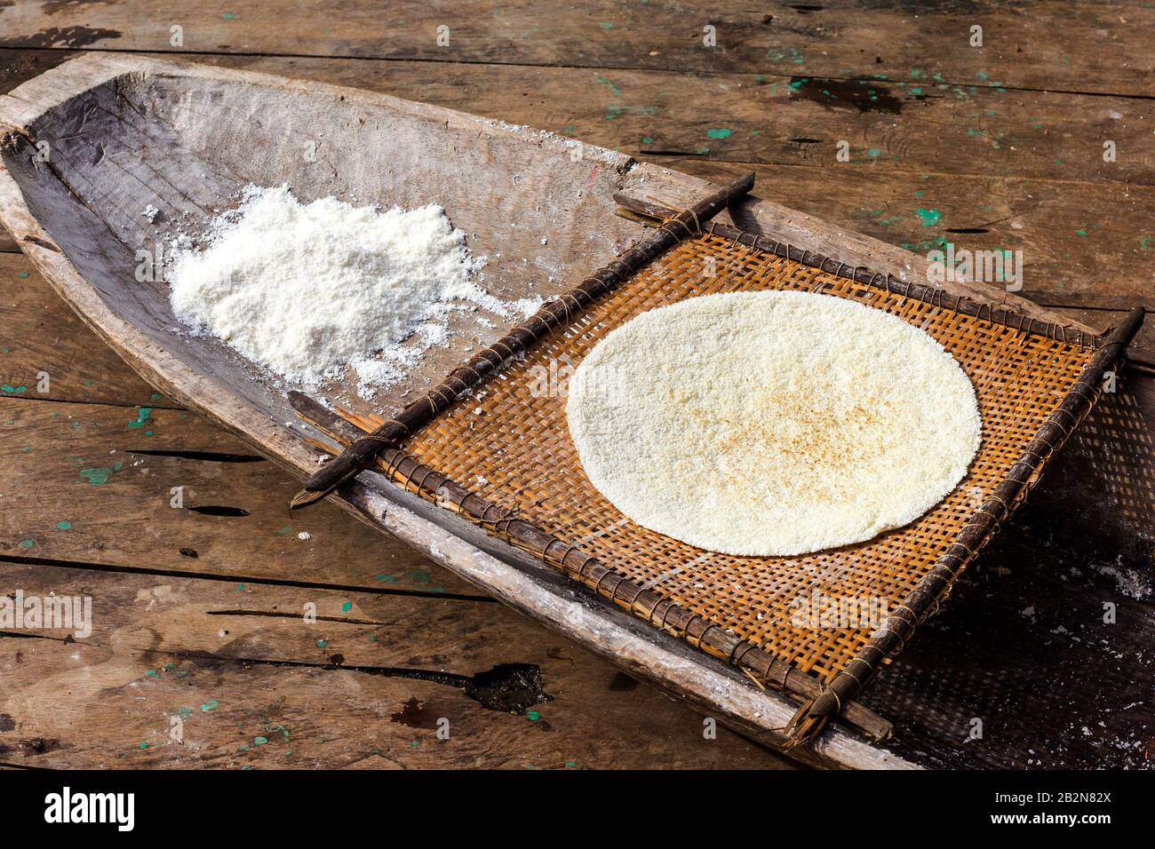 Aboriginal cooking hi-res stock photography and images - Alamy