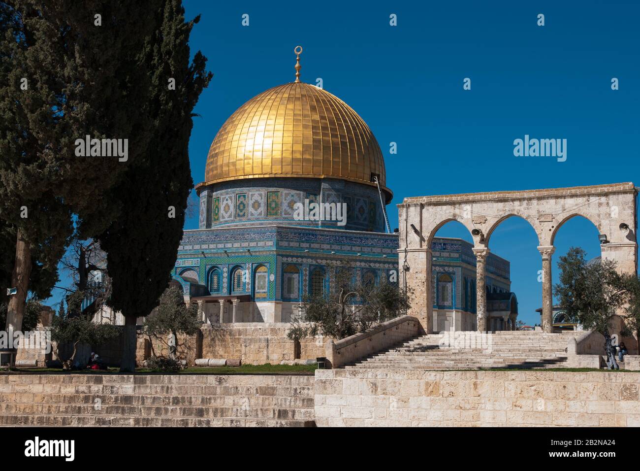 Mosque archaeology and pray on jerusalem temple mount Stock Photo - Alamy