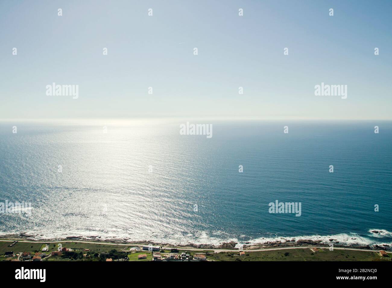 Light blue atlantic hi-res stock photography and images - Alamy