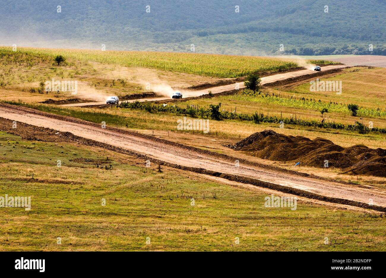 Dusty roads hi-res stock photography and images - Alamy