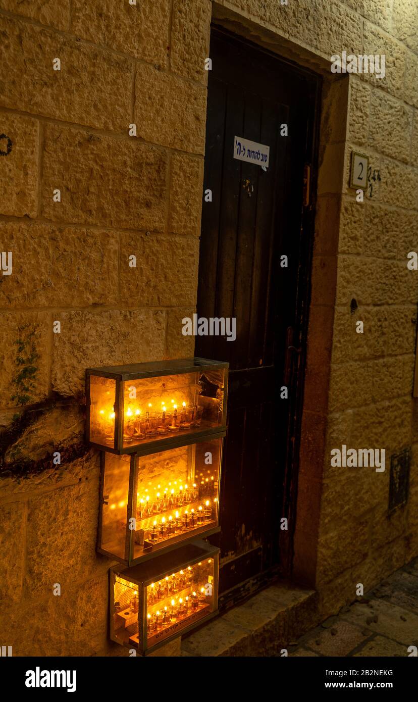 Chanuka hi-res stock photography and images - Alamy