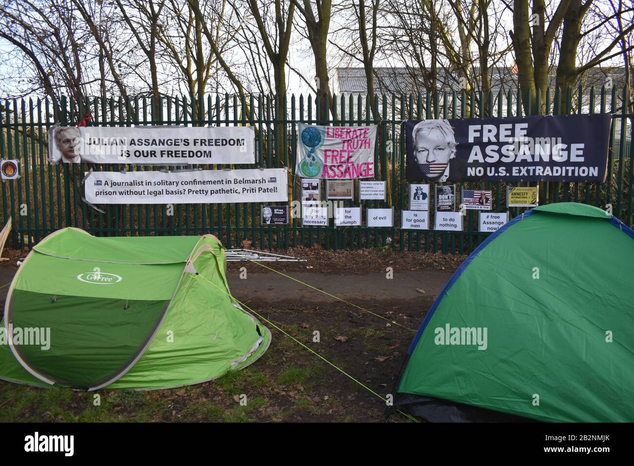 Belmarsh prison hi-res stock photography and images - Alamy
