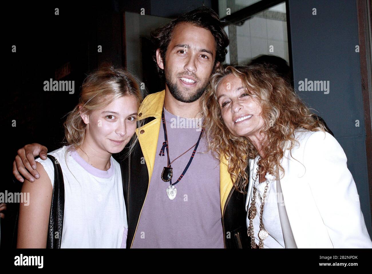 New York, NY, USA. 17 September, 2009. Annabelle Dexter Jones ...