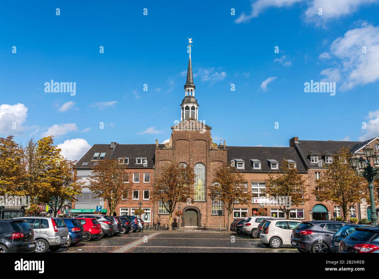 Kirche am markt hi-res stock photography and images - Alamy