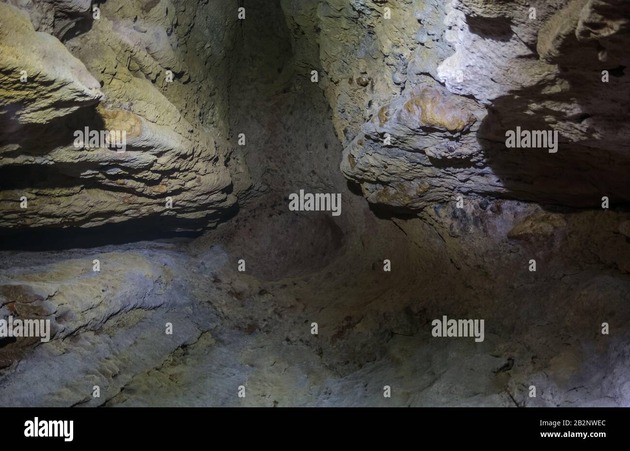 Mayei Cavern Or The Cave Where The Wind Is Born Cavern Ceiling Stock ...
