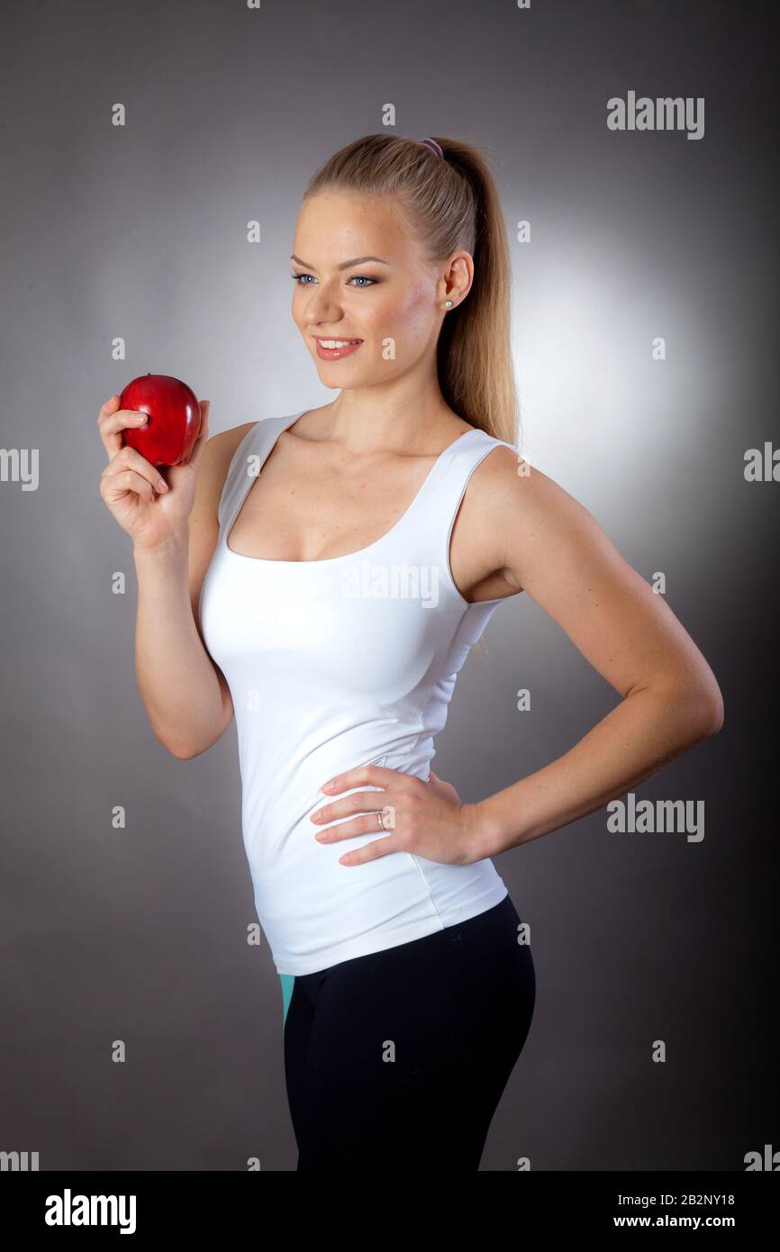 Slim figure hi-res stock photography and images - Alamy