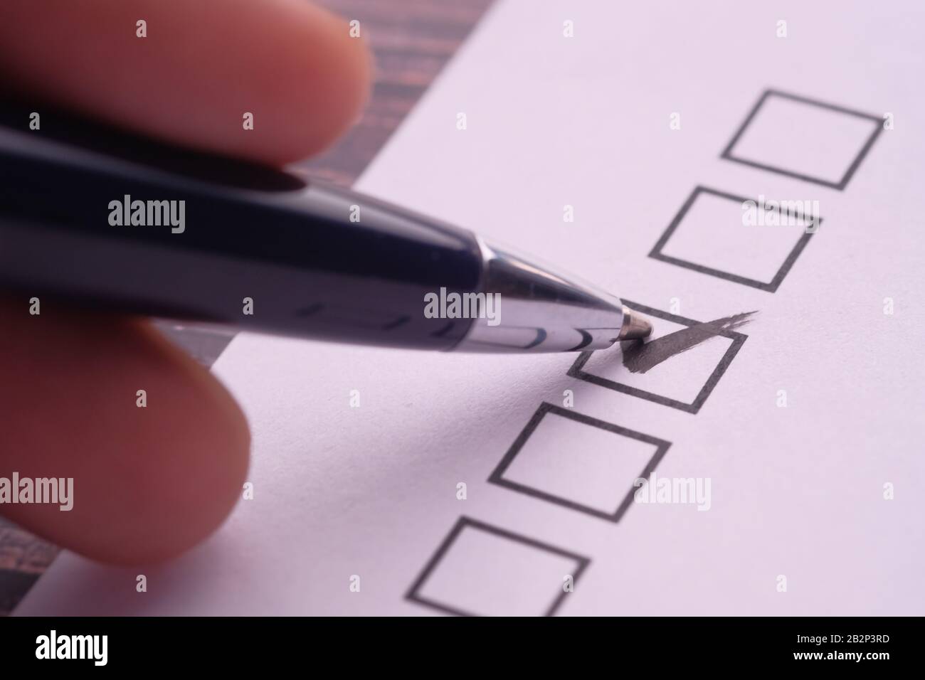 Checklist paperwork hi-res stock photography and images - Alamy