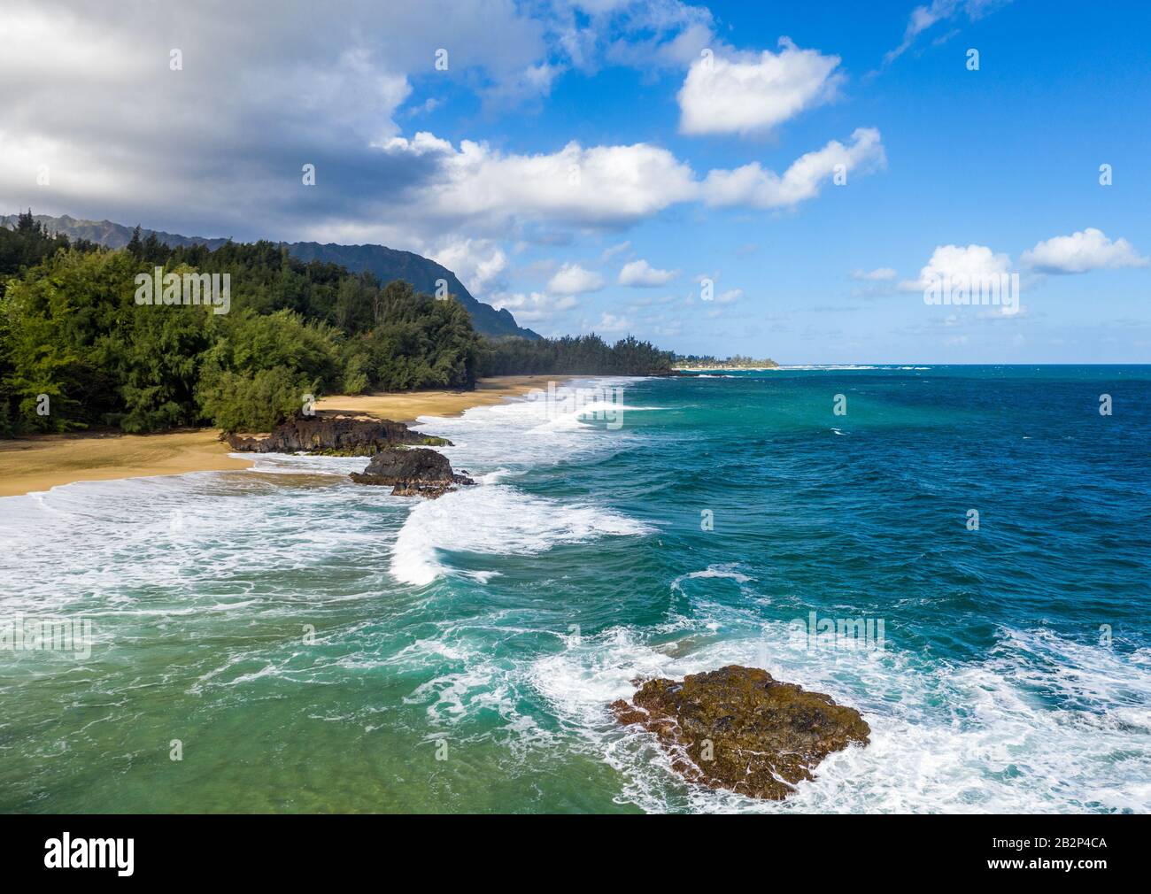 Lumahai beach pacific ocean hi-res stock photography and images - Alamy