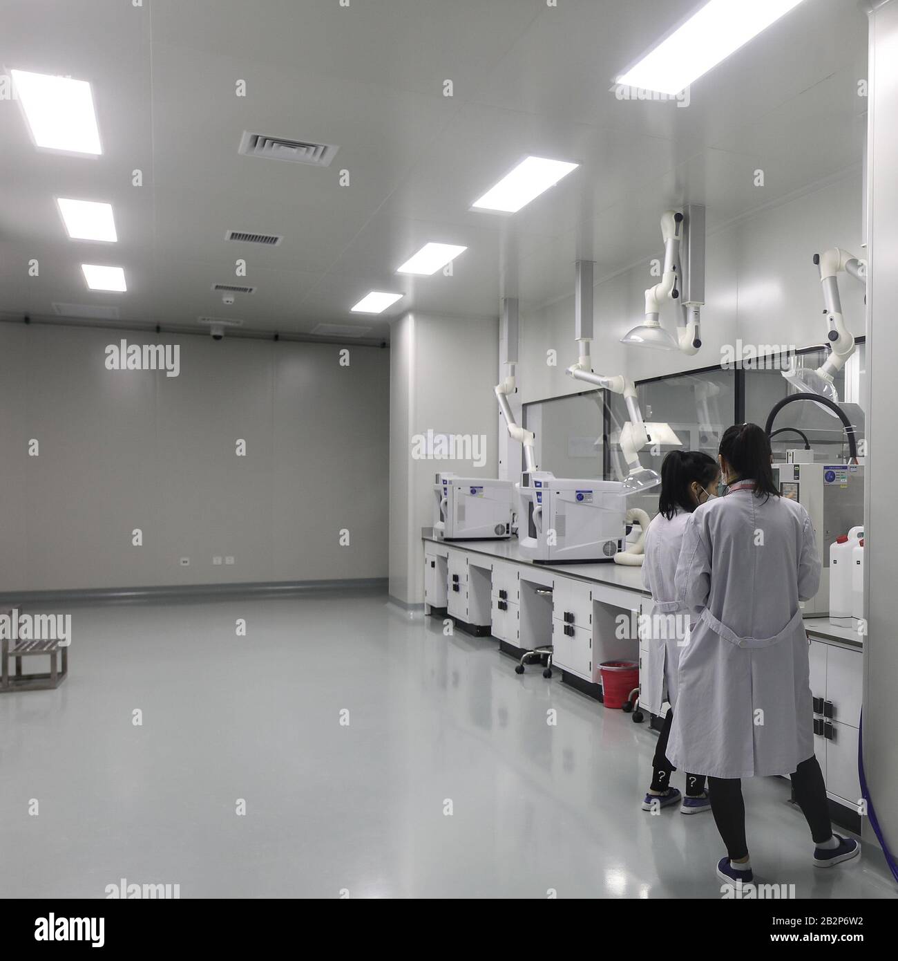 BEIJING, CHINA - JUNE 03, 2019: Modern drug manufacturing laboratory ...