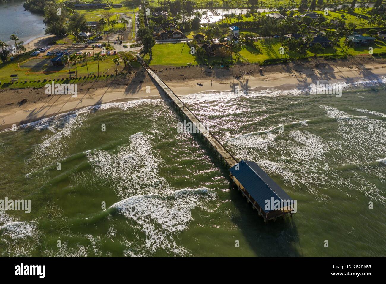 Hawaiian pier hi-res stock photography and images - Alamy