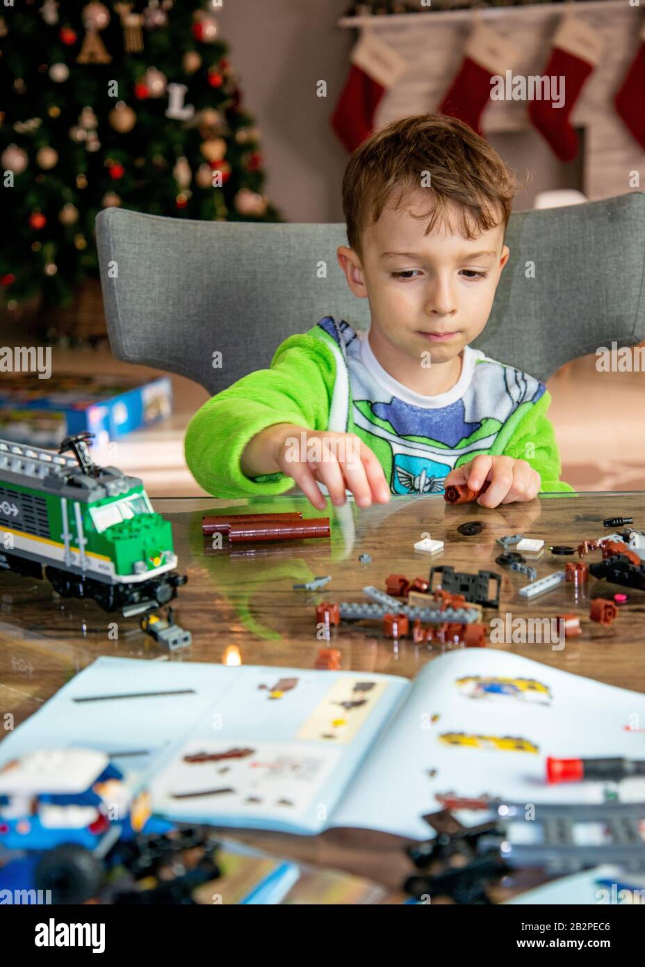 Learning model hi-res stock photography and images - Alamy