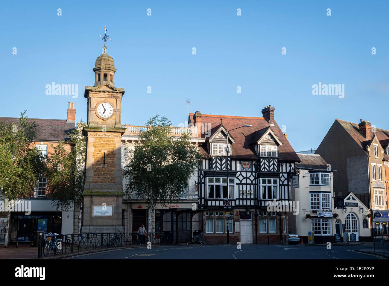 Rugby town centre warwickshire hi-res stock photography and images - Alamy