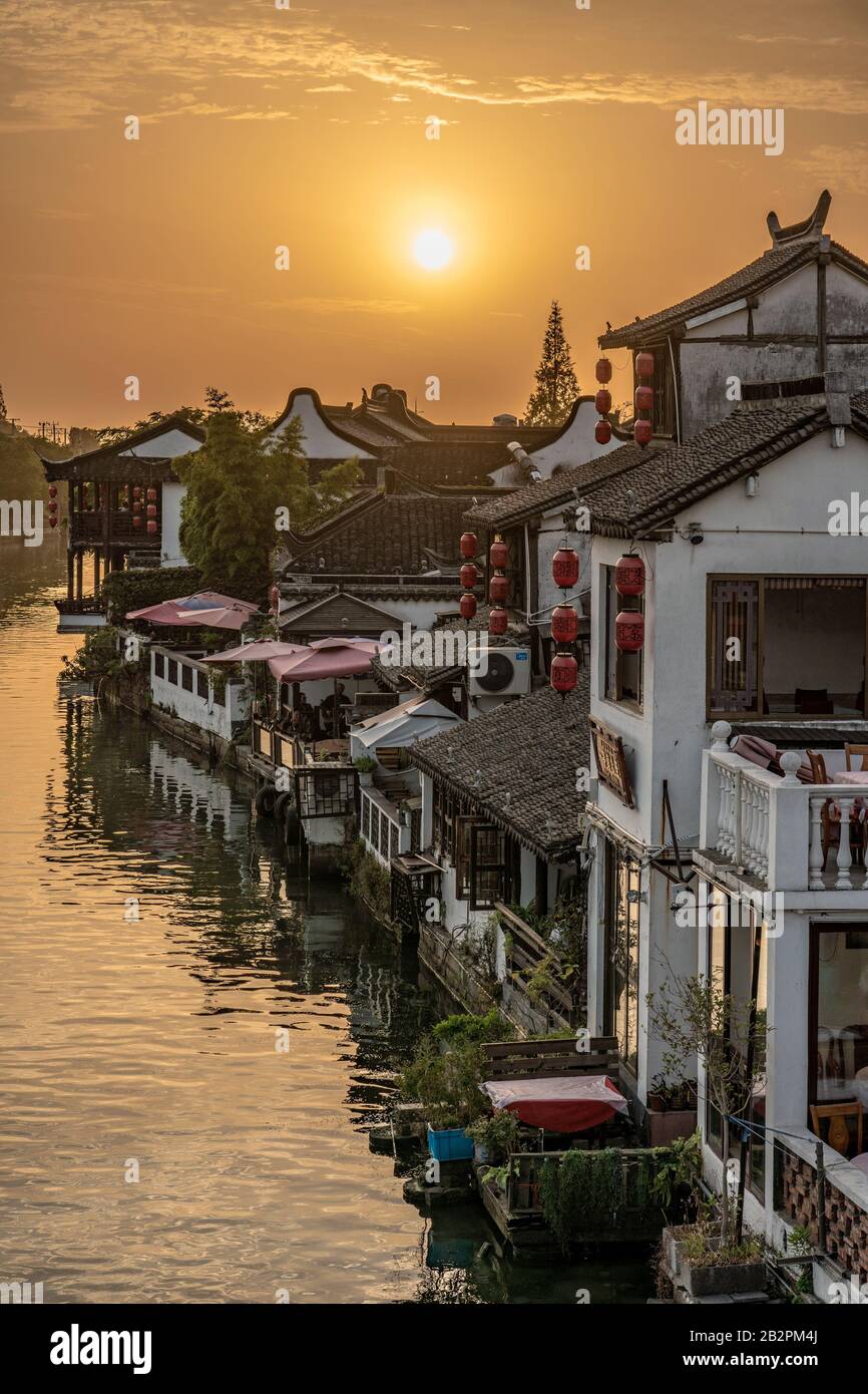 Zhujiajiao ancient town sunset shanghai hi-res stock photography and ...