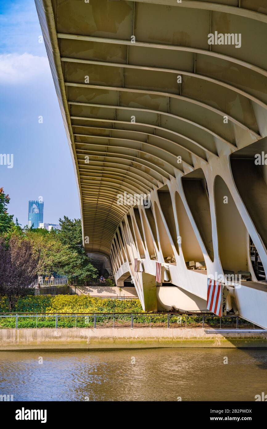 Bund tunnel in shanghai hi-res stock photography and images - Alamy