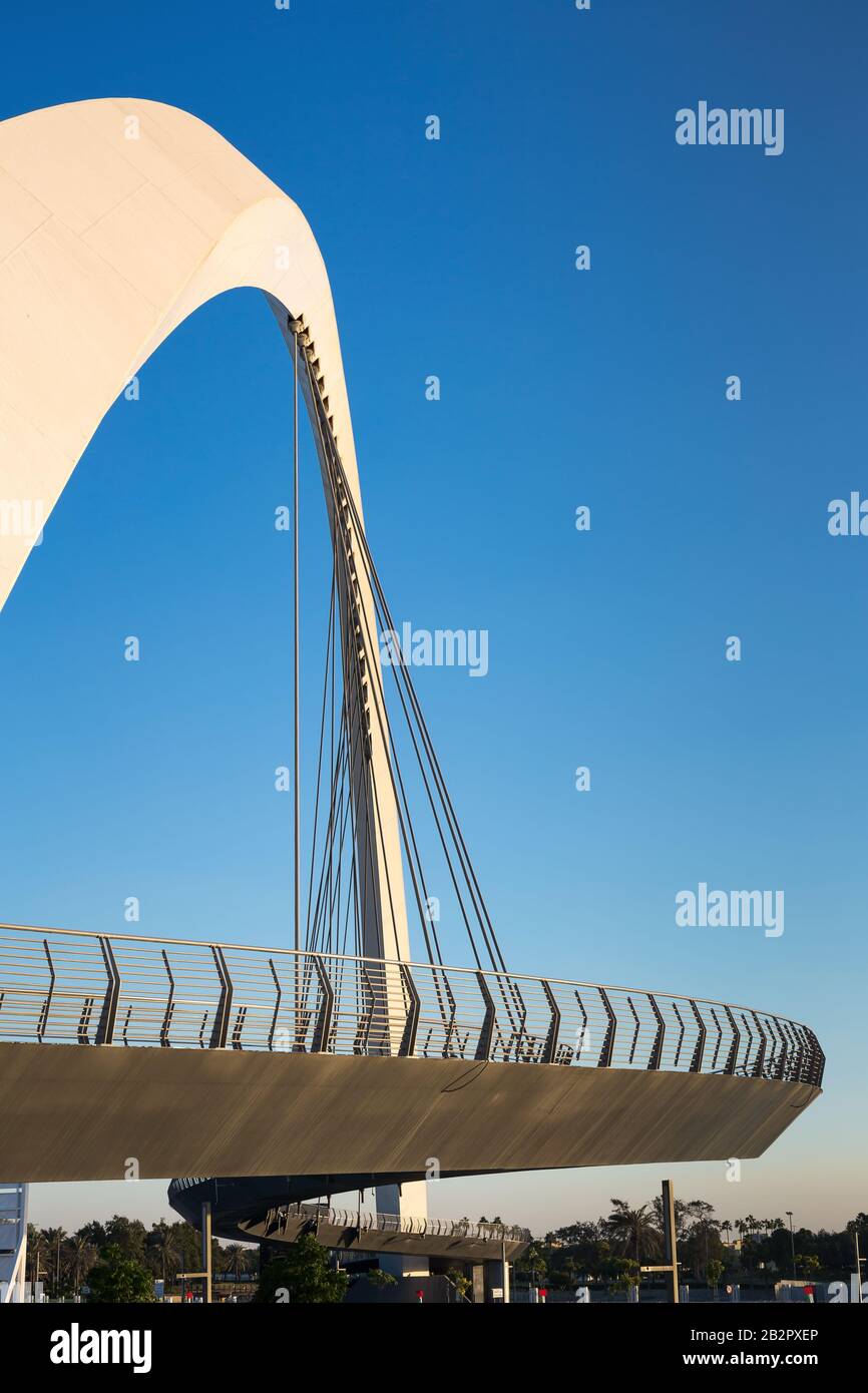 DUBAI, UAE - NOVEMBER 29, 2017: Dubai Water Canal arch bridge Stock ...
