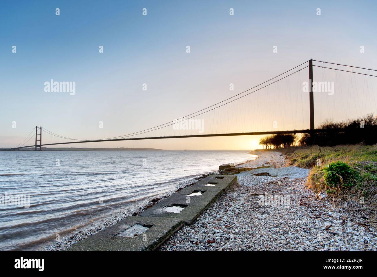 Humber Bridge in sunset Stock Photo - Alamy