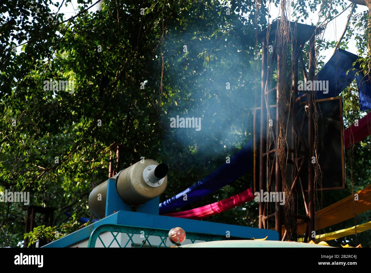 air pollution with diesel operated generator,harmful for the ...