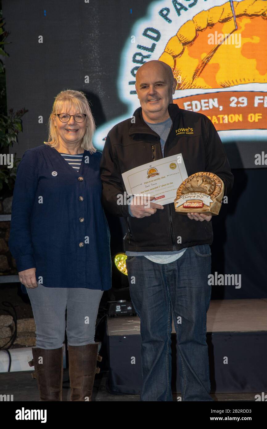 St Austell, UK. 29th Feb, 2020. David Timmins, Rotes Cornish Bakers ...