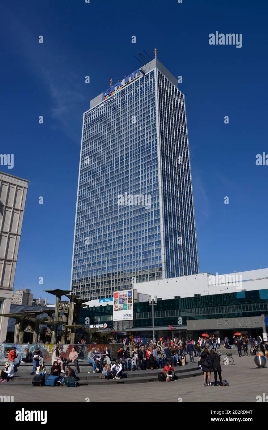 Park Inn Hotel, Alexanderplatz, Mitte, Berlin, Deutschland Stock Photo ...