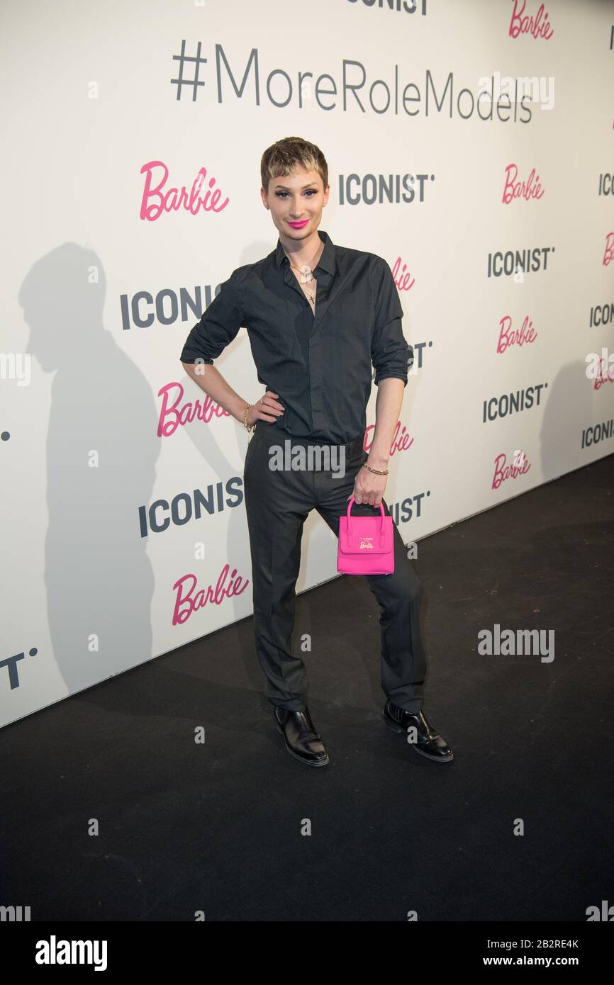 Dragqueen hi-res stock photography and images - Alamy